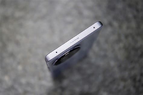 Tr N Tay Xiaomi Civi Hoa Kh I M I Trong L Ng Di Ng T M Trung