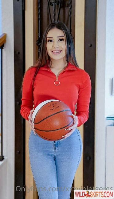 Violet Gems Nude Leaked Photos And Videos Wildskirts