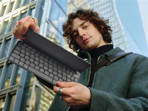 Logitech Keys To Go 2 Portable Keyboard For Tablets
