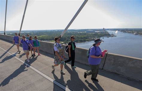 Girl Scouts Across The Us Participate In Bridging Event In Savannah