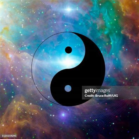 Yin Yang Wallpaper Stock Grafiken Clipart Cartoons Und Symbole Getty Images