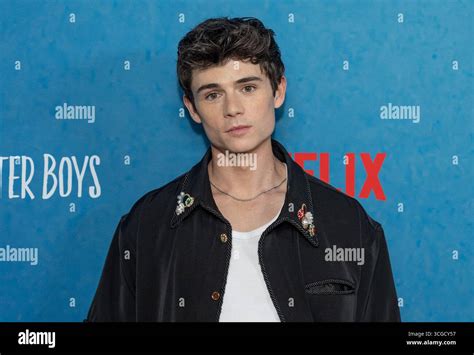 New York Ny August 27 2025 Ashby Gentry Attends Netflix My Life
