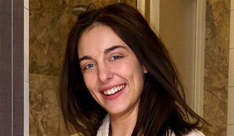 Sonya Sweeney Biography Wiki Age Height Career Photos More Artofit