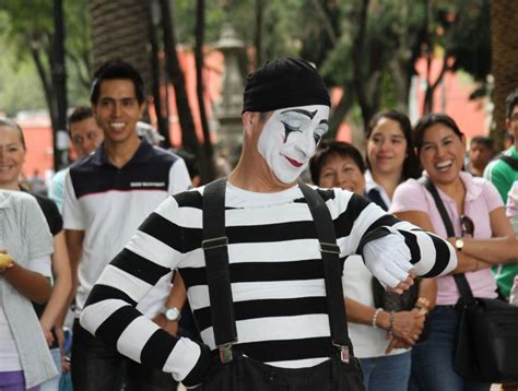 ¿cuál Es La Historia Del Mimo Billiken