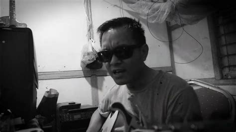 မိတ်ကပ်မကြိုက်သောသီချင်းများ ဝေလ Cover By Thet Naing Oo Youtube