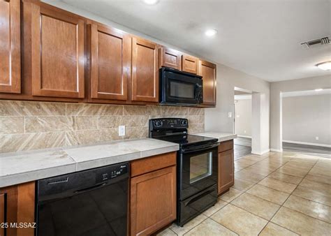 5828 E 36th St Tucson Az 85711 Redfin