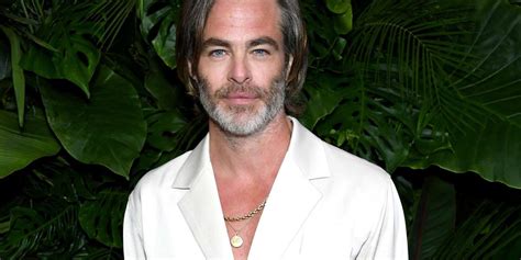 Chris Pine The Short Shorts Sensation Declares His Fashion Flair As