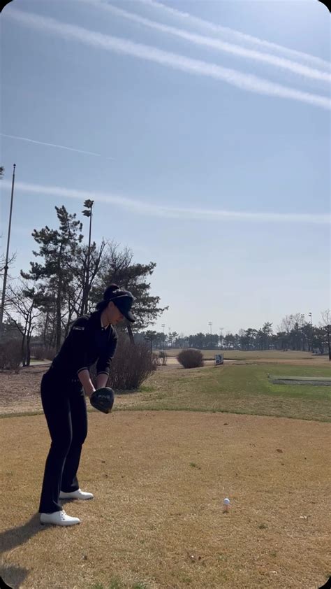 김혜진 프로골퍼 골프레슨문의 프로와 아마추어의 차이 아하골프스튜디오 일산골프연습장 겨울골프☃️ 골프동계훈련 김혜진프로 레슨문의 Instagram