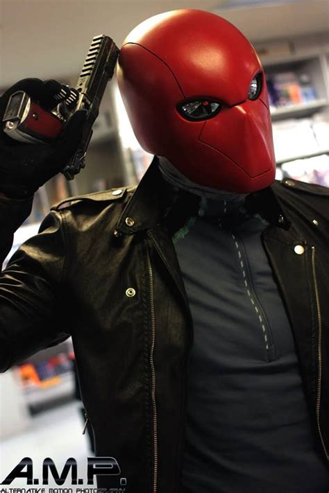 Pin By Cosplay Hunter On Red Hood Cosplay Bats Red Hood Cosplay