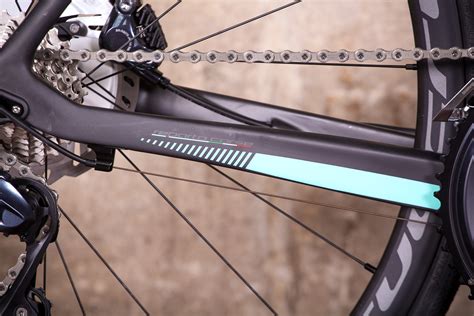 Review Bianchi Oltre Xr3 Disc Road Cc