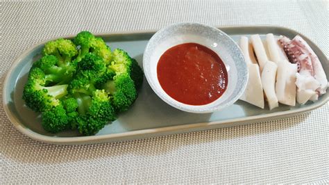 초고추장 한그릇 요리 초고추장and오징어and브로콜리 밥반찬 야식 상차림 메뉴로도 좋은 한 그릇 요리