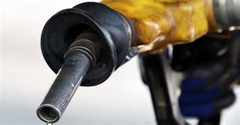 유가 소폭 하락중국 부양에도 미국산 원유 수입 급감