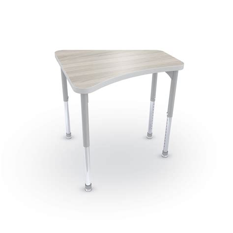 Hierarchy Tile Desk Mooreco