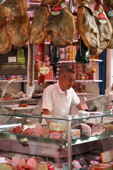 무료 이미지 시티 식품 납품업자 시장 고기 빵집 공공 장소 표식 스페인 에스파냐 메르 카도 발렌시아 에스 파나 식료품 점 총알 페인 코스트