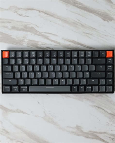 Keyboard में F और J बटन पर यू ही नहीं होते निशान जानें वजह Knowledge Aajtak