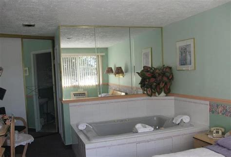 モーテル Sainte Adèle Sainte Adele Destiniaでお得な割安購入