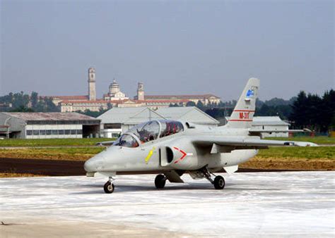 M-311 Basic Jet Trainer / Light Combat Aircraft - Airforce Technology