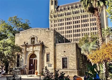 The Emily Morgan Hotel A Doubletree By Hilton San Antonio