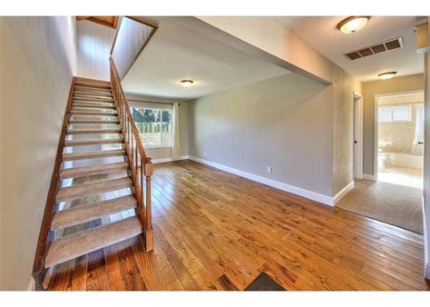 1684 Atherton Way Salinas Ca 93906 Redfin
