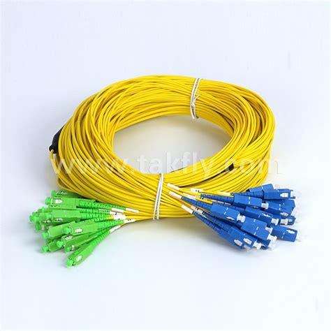 24 Cores Sc APC Sc Upc Sm G657A1 Fiber Optic Patch Cable Fiber Optic Breakout Patch Cable And