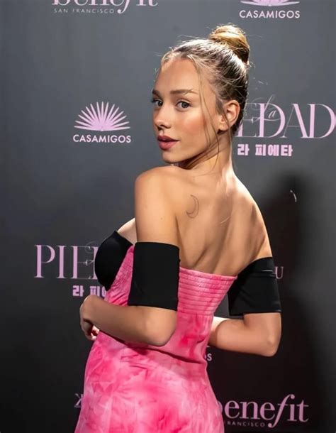 Queen Ester R Esterexpositolewd