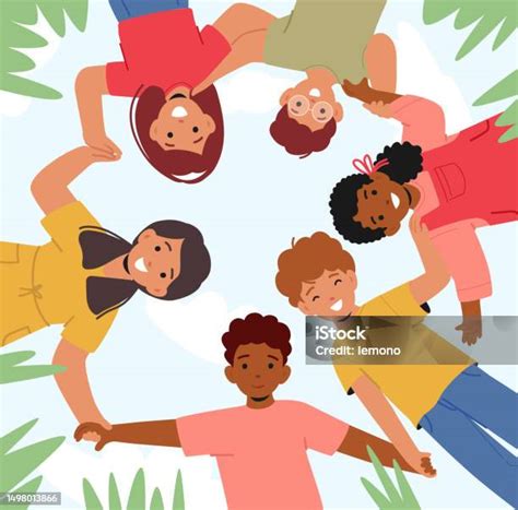 Стокова ілюстрація Дитячі Персонажі Стоять У Колі Тримаючись За Руки Дивляться Вниз Відображаючи