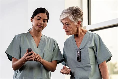Sync Badge Hands Free Hospital Communication Stryker