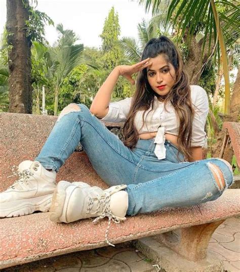 Radhika Chhabra Wiki Biography Height Net Worth Images Labuwiki