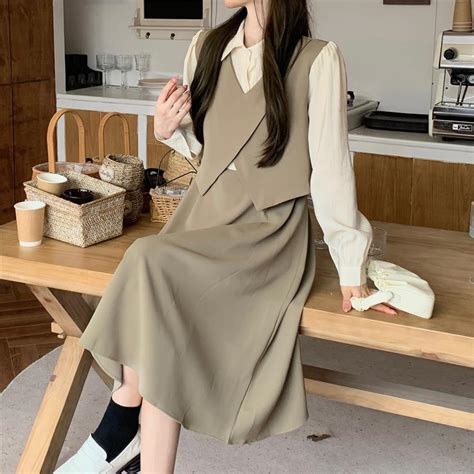 마리그램 깔끔 정장 스타일 셔츠 레이어드 조끼 뷔스티에 원피스 투피스 같은 원피스 세트 랩스타일 정장조끼 레이어드 플레어 원피스 가을 데이트룩 여친원피스 여친룩