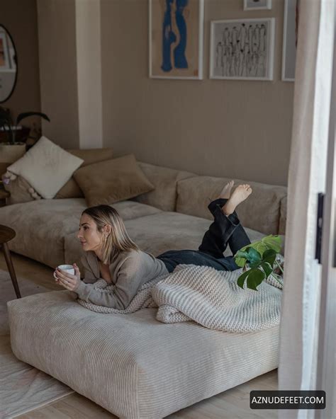 SimonÉ Pretorius Feet Aznudefeet