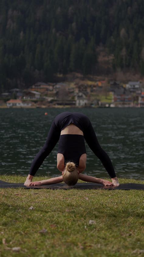 7 Feel Good Modifications For The Most Popular Yoga Poses Artofit