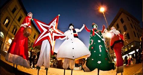 Piancastagnaio Con La Parata Di Natale Continua Il Viaggio Di