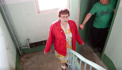 До мене підбігла свекруха зі своїми подругами і навіть не можу сказати що хотіли зі мною