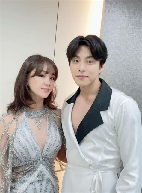 가수 임정희 발레리노 김희현과 10월3일 결혼 가수 임정희 발레리노 김희현과 10월3일 결혼