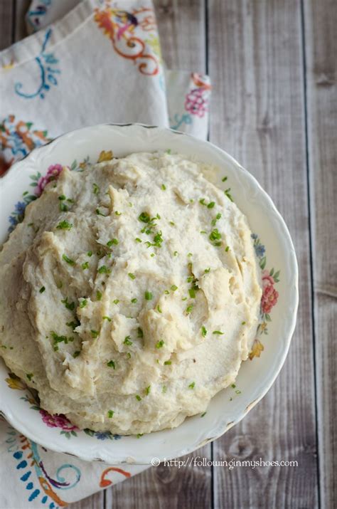 Slow Cooker Parnsip Cauliflower Puree With Roasted Garlic Recipe