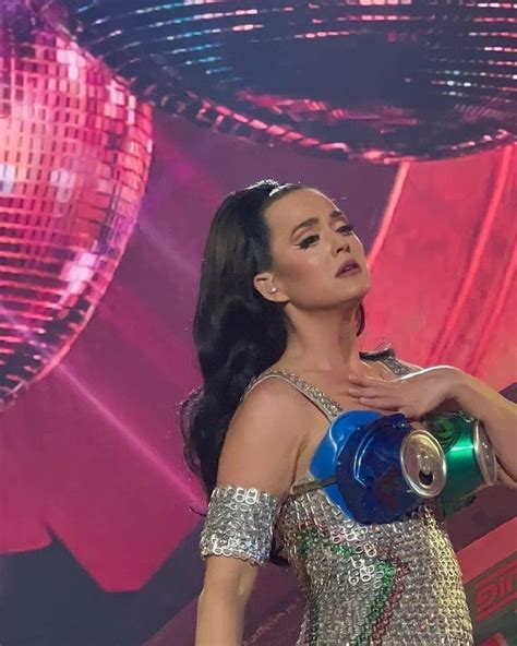 Katy Still Has The Best Boobs In Music Something Taylor Swift Will Never Top R Katyperrysprivates