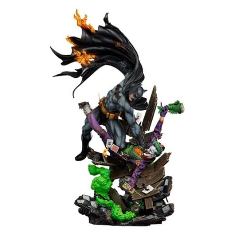 Dc Comics Premium Format Statue Batman Vs The Joker Eternal