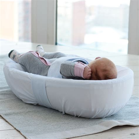 Кокон для новорожденных Cocococon Фабрика облаков Эргономичесикие коконы для новорождённых