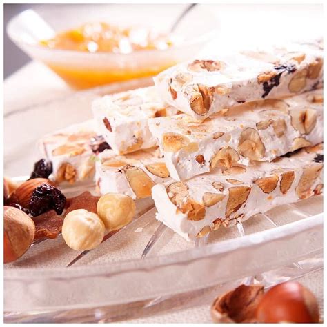 عروسة وحصان حلوى المولد أسعار مرتفعة وتراجع في الإقبال حوار التقارير الطريق