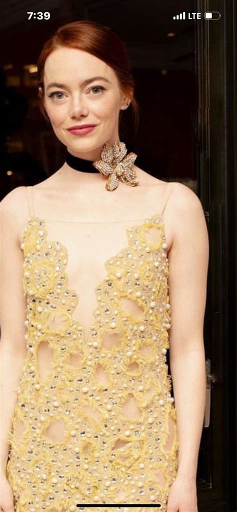 Pin By Leigh Bennett On Cool Mom Clothes Mom Outfits Clothes Best Mom