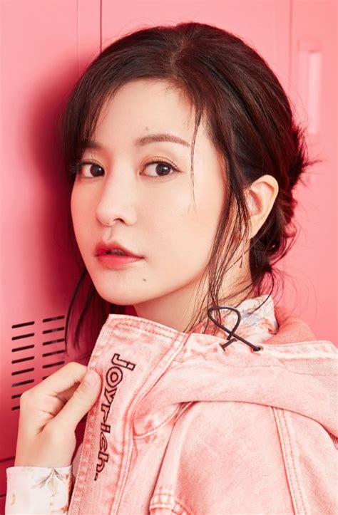 李晟美腿玉足凉高跟甜美玉照（44） 图片 名腿网