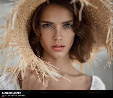 ШИЛДЭГ 10 “Эмэгтэйн 100 шилдэг хөрөг зураг” Humanz