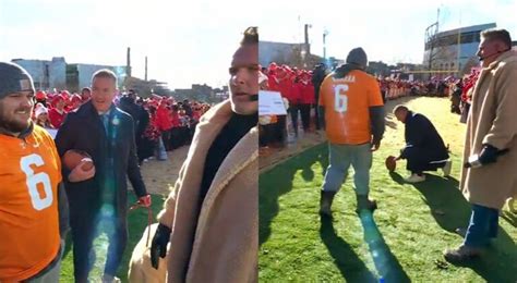 Video Tennessee Vols Fan Took Out The Ohio State Cheerleaders With
