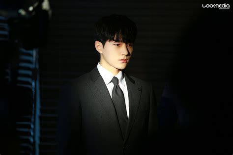 더쿠 [김명수] 넘버스 포스터 촬영 Behind 17장 [포스트]