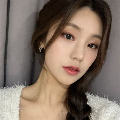 Pinterest Знаменитости Сумасшедшие девушки Красивые девочки