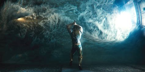 Aquamans Underwater Scenes Will Be Huge Screen Rant