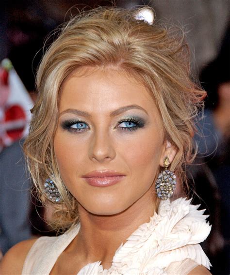 Julianne Hough Hairstyles And Haircuts Hair Ideas
