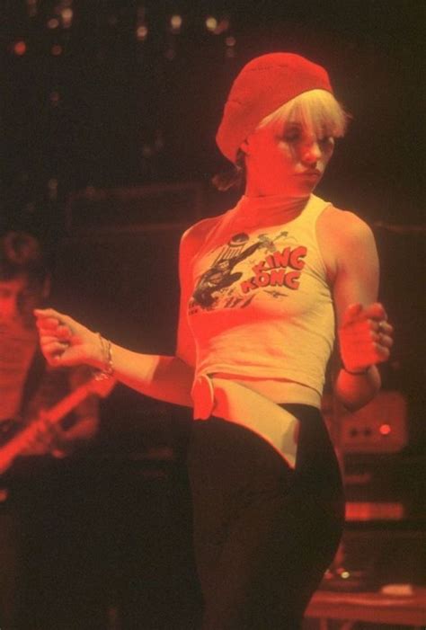30 Hottest Photographs Of Debbie Harry On The Stage From The Mid 1970s