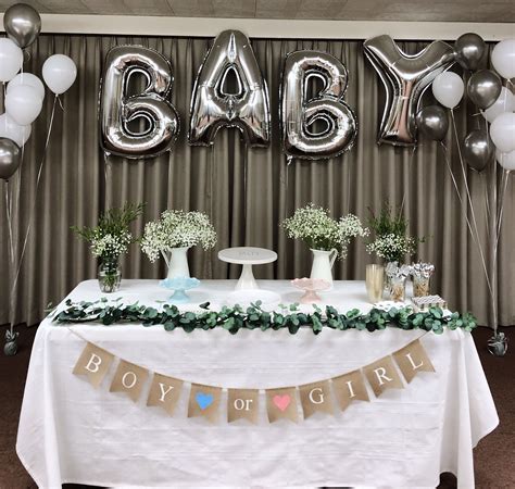 Simple Gender Reveal Party Decorations
