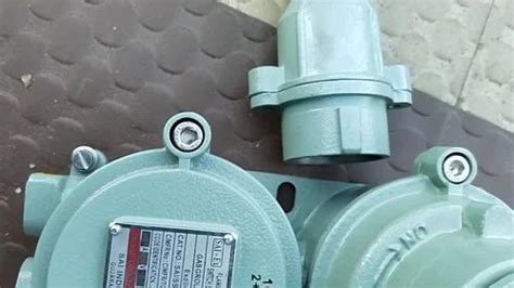 16A Blue FLP WP Switch Socket Plug Socket 3 Pin 230v At Rs 3750 In Ahmedabad